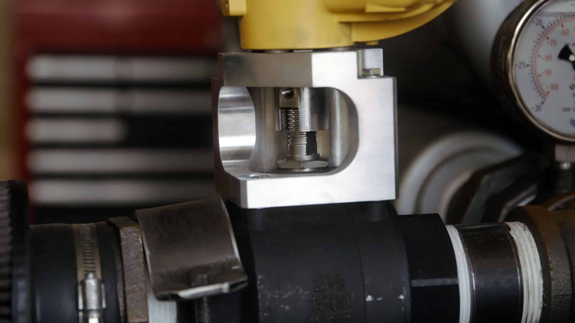 Stream-Flo Remote Dart Delivery System with Fluid Bypass Manifold ...