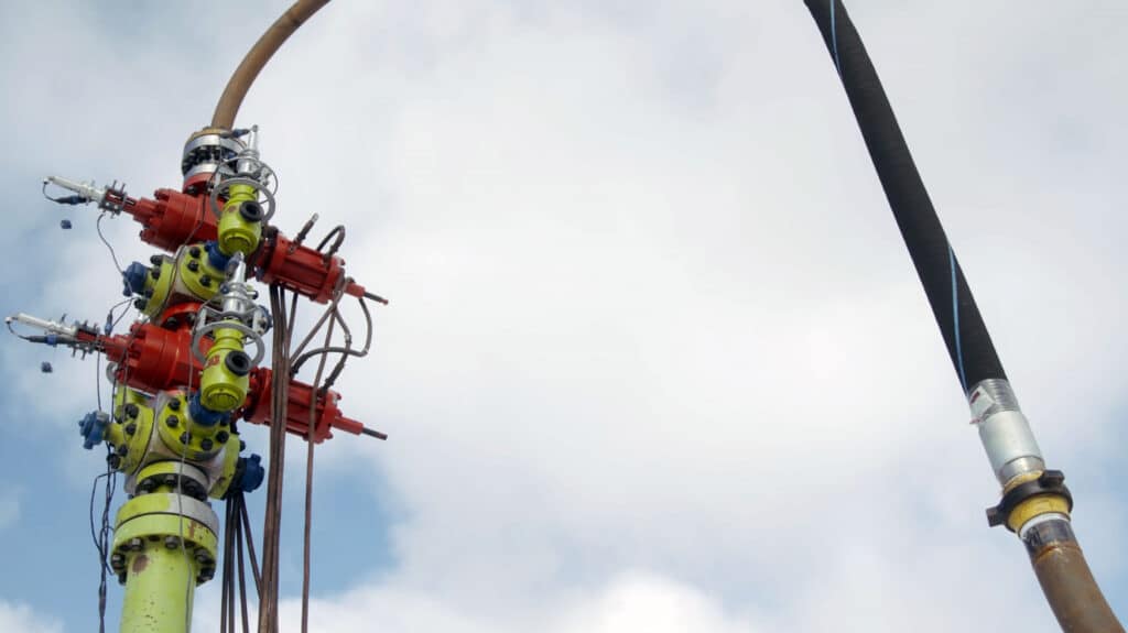 Stream-Flo Remote Dart Delivery System with Fluid Bypass Manifold ...